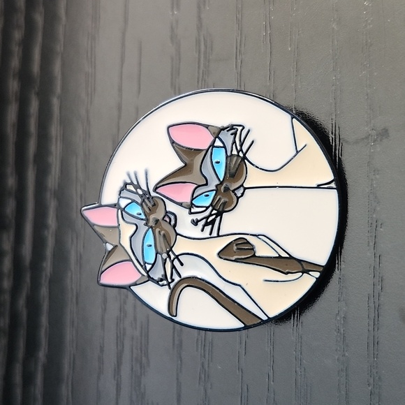 Disney | Jewelry | Disney Villains Si And Am Siamese Cats Inspired ...